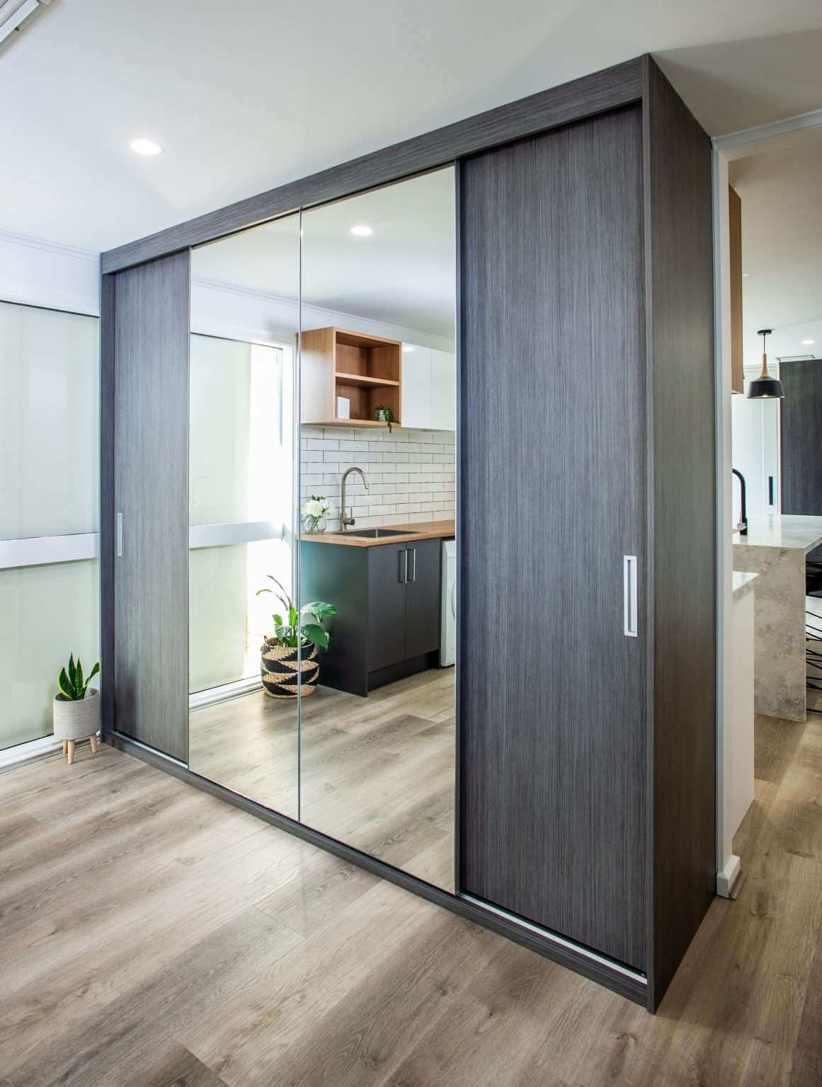 Gorgeous Built-in Wardrobes for your home
